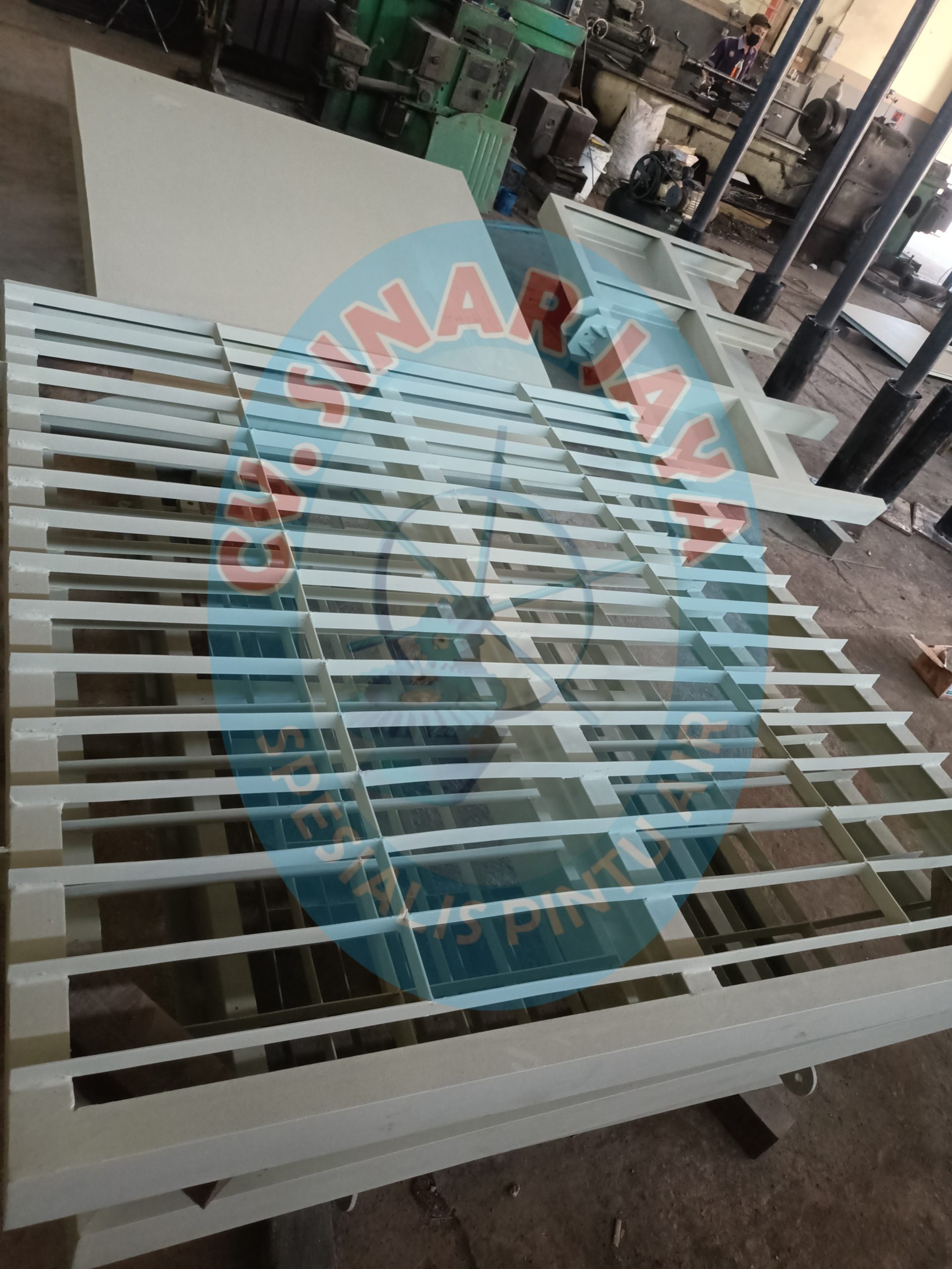 2 Set Trash Rack dan Daun Pintu Untuk Kota Madiun - Spesialis Pintu Air