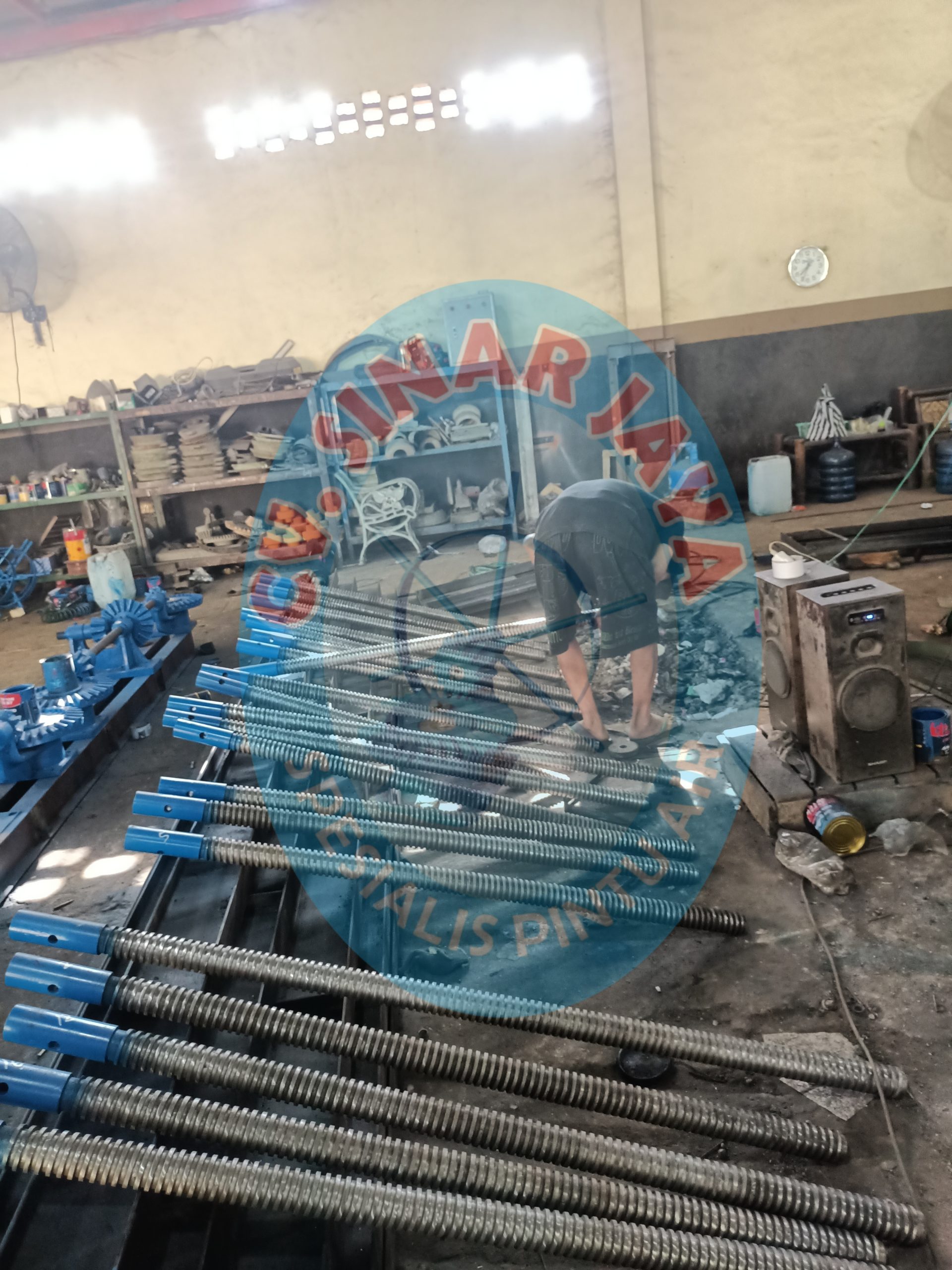 PROSES PRODUKSI 11 SET DOUBLE GEARBOX UK.25 DAN 1 UNIT METAL STATIS ...